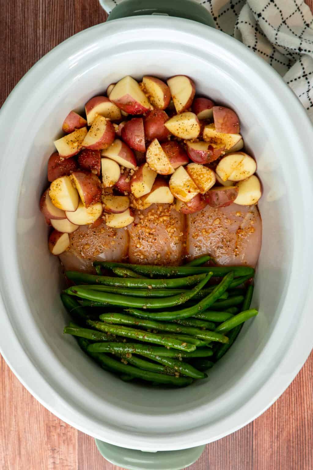 Crock Pot Chicken, Potatoes and Green Beans - Slow Cooker Meals