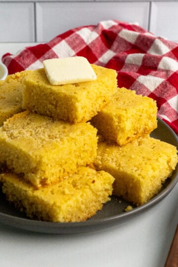 Crockpot Cornbread - Slow Cooker Meals