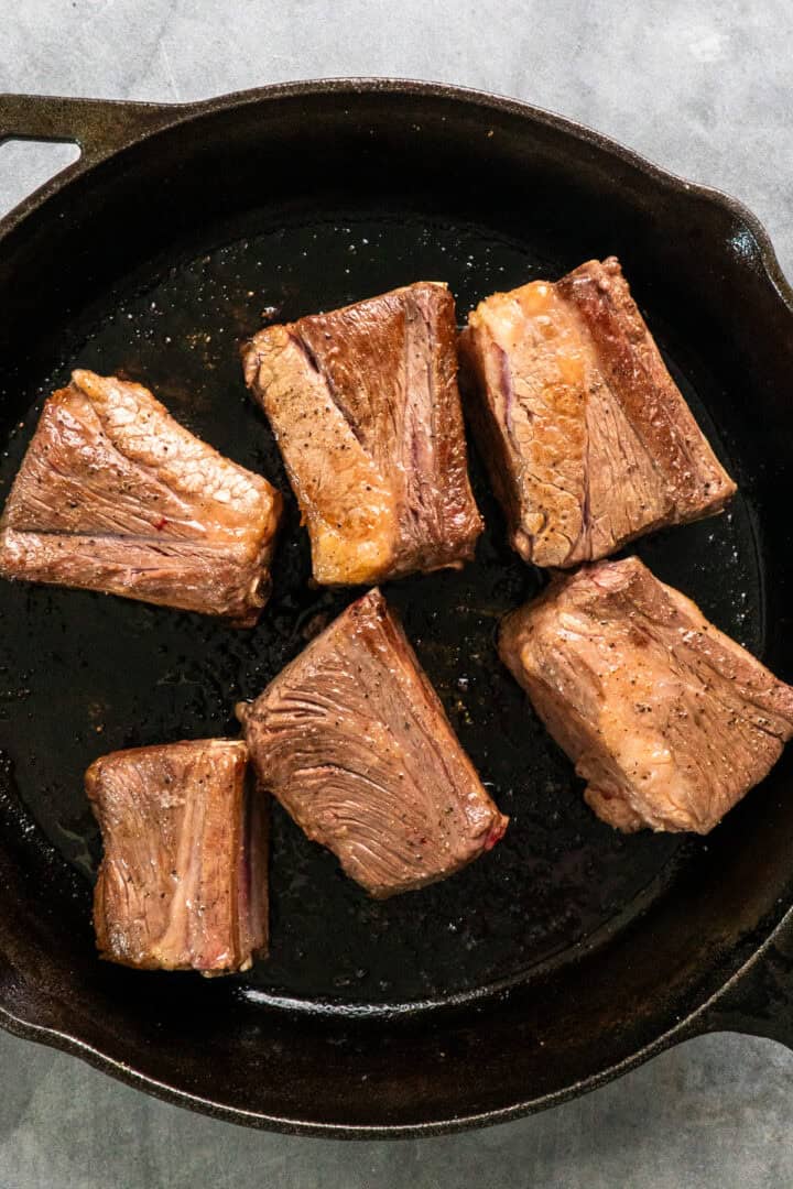 Slow Cooker Short Ribs - Slow Cooker Meals